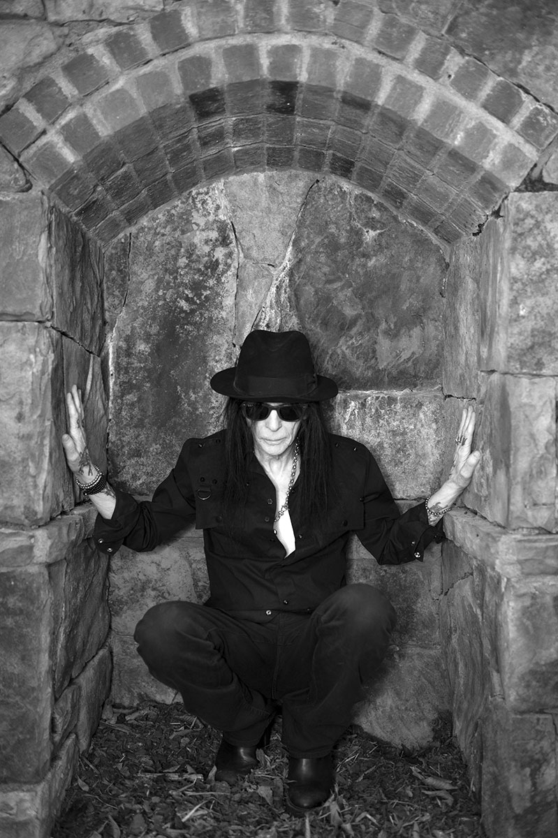 meet mick MARS – Mick Mars Official Website